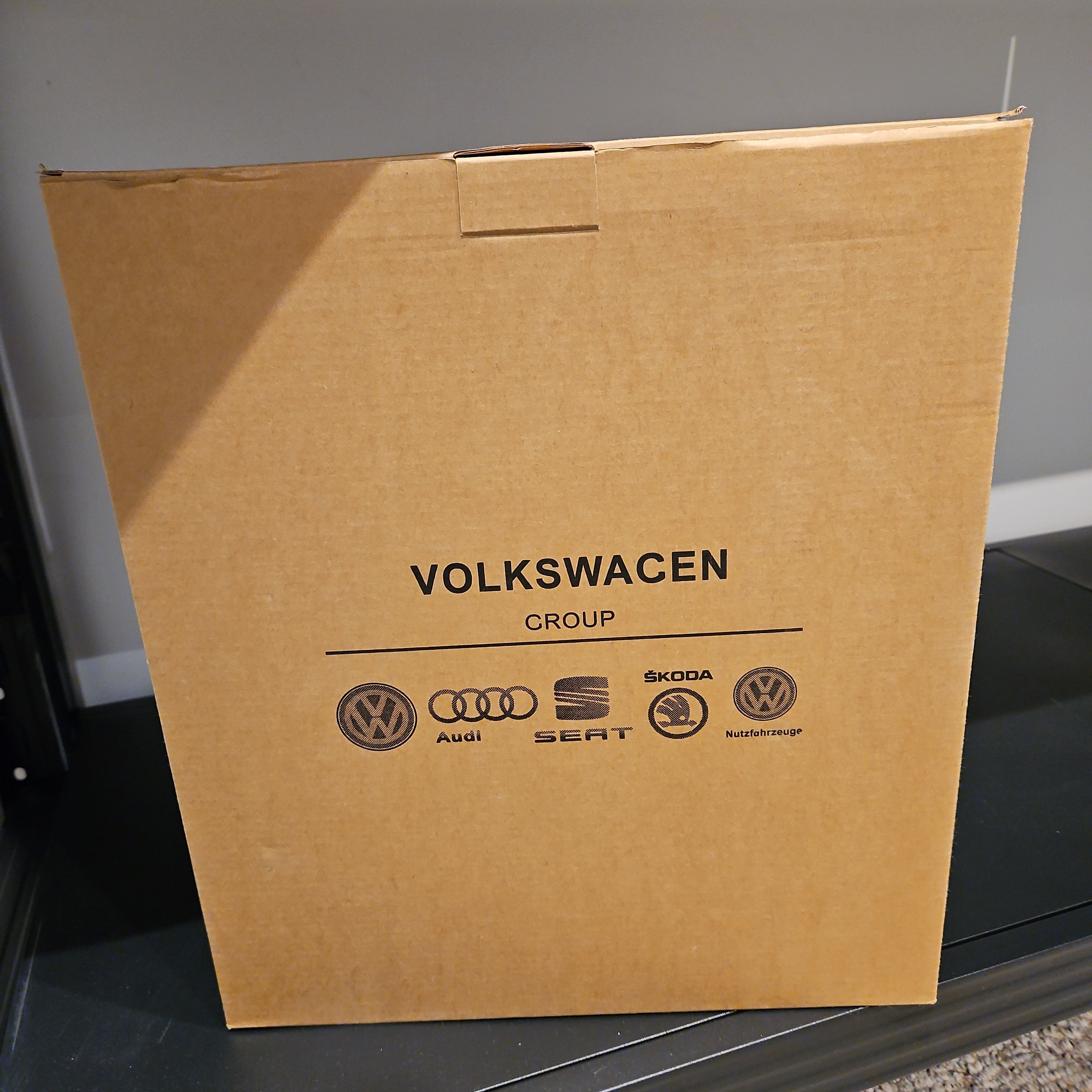 OEM PAB133843A Air Filter - Porsche – Areion Auto Parts